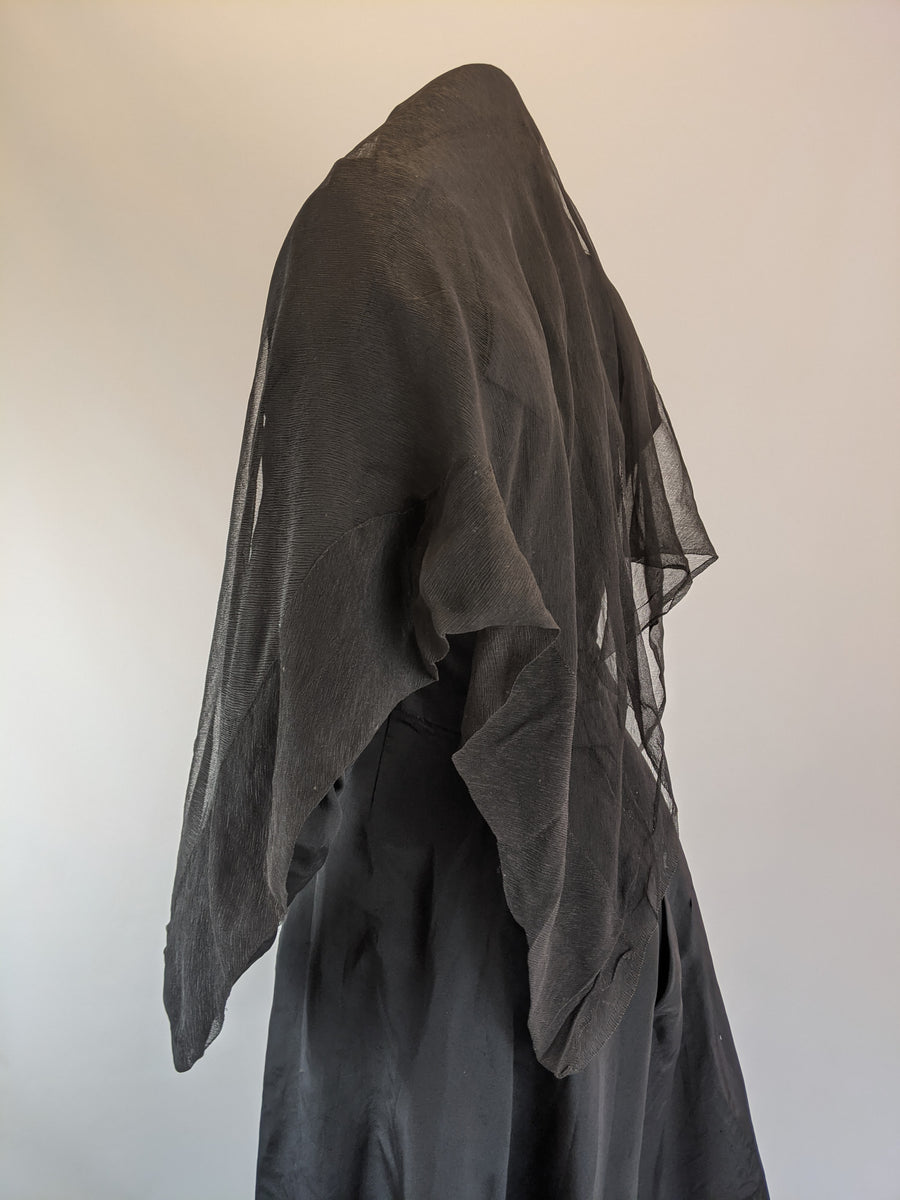 1900s Crape Mourning Veil – Witchy Vintage