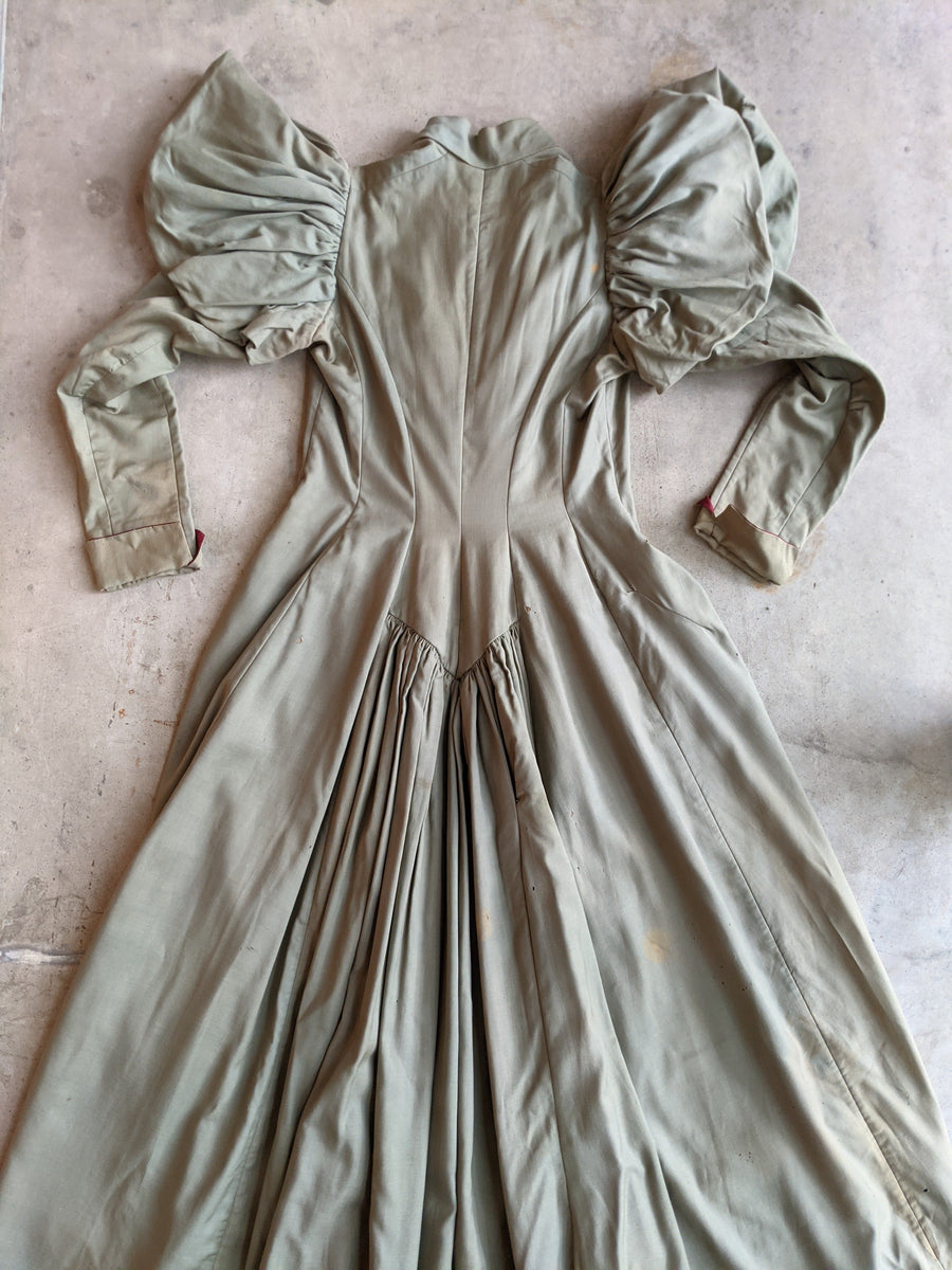 1890s Wrapper Dress or Tea Gown | Study + Display – Witchy Vintage